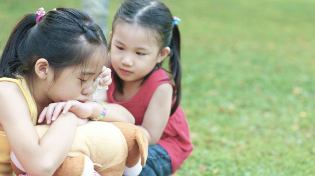 6 Ways to Raise Kind and Caring Children