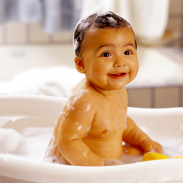 Secure the Mom-and-Child Bond with these 3 Baby Care Rituals