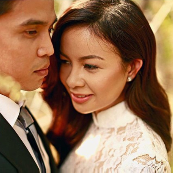 Top of the Morning: Bossa Singer Sitti Navarro Ties the Knot